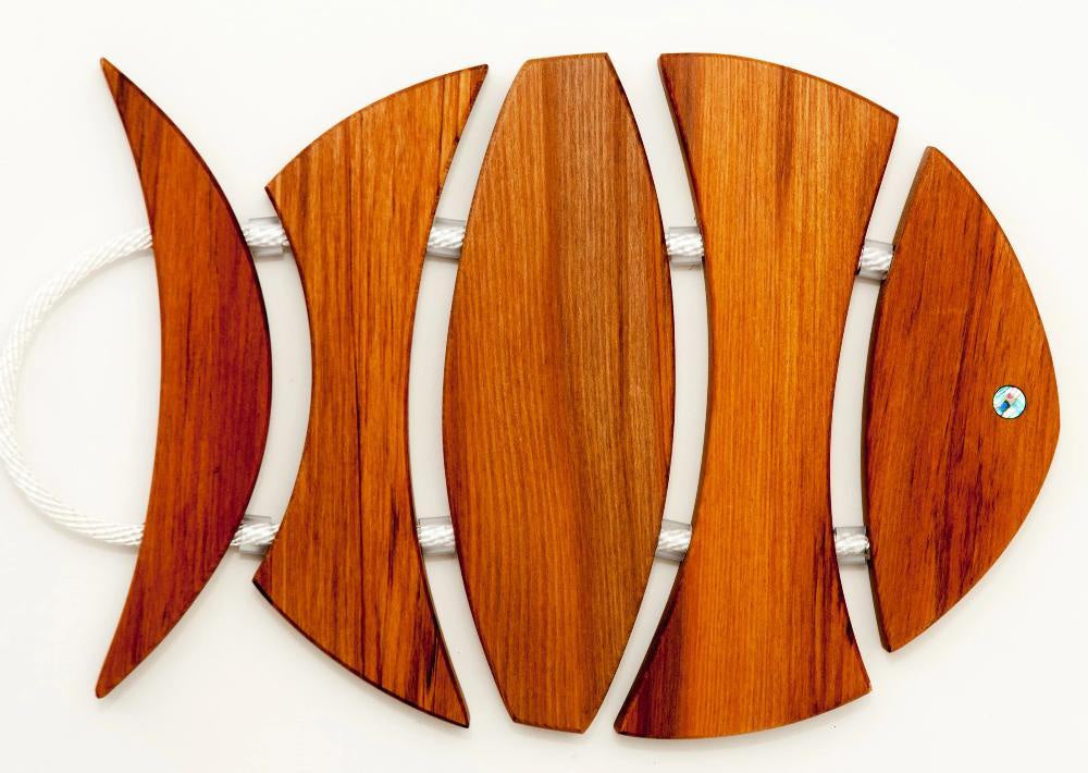 Big Fish Rimu Pot Stand – Clevedon Woolshed